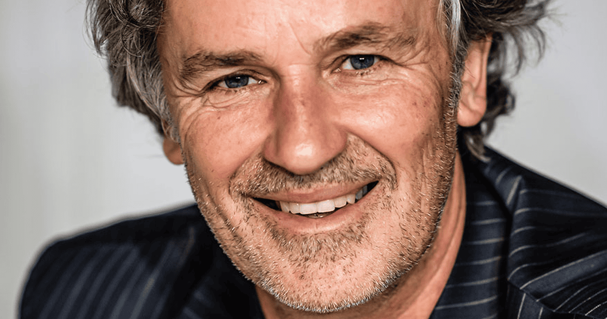 Timothy Peach | Schauspielbühnen in Stuttgart